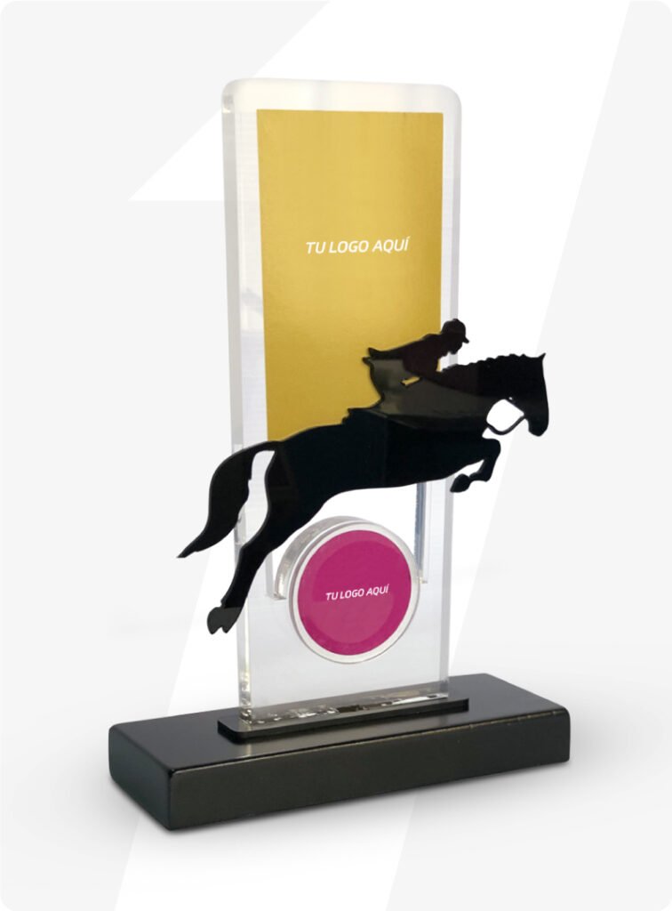 Trofeo personalizado deportivo - Insignia.bo